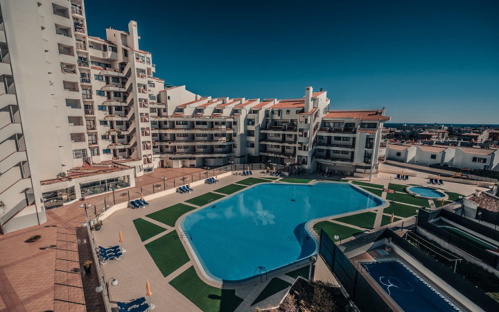 Relaxing Studio With Giant Pool Albufeira - Albufeira