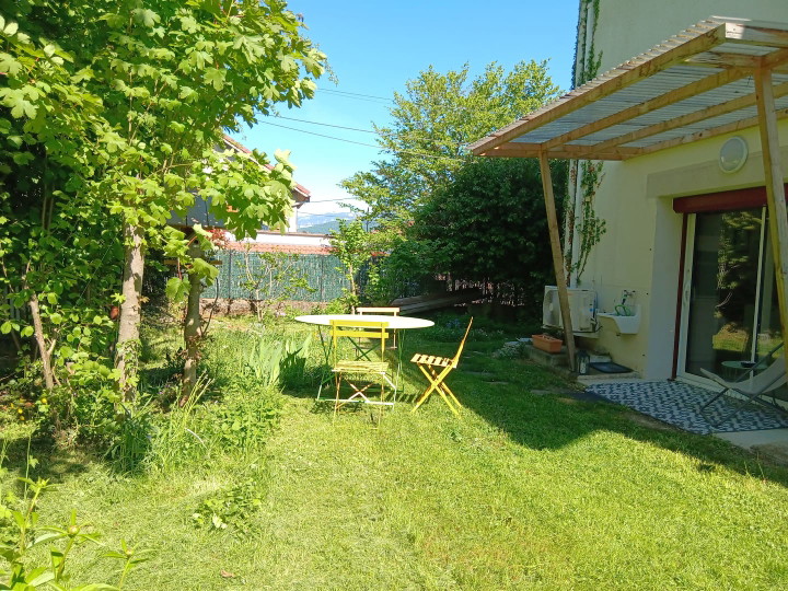 Voiron Rez-de-jardin Couleur Chartreuse - Voiron