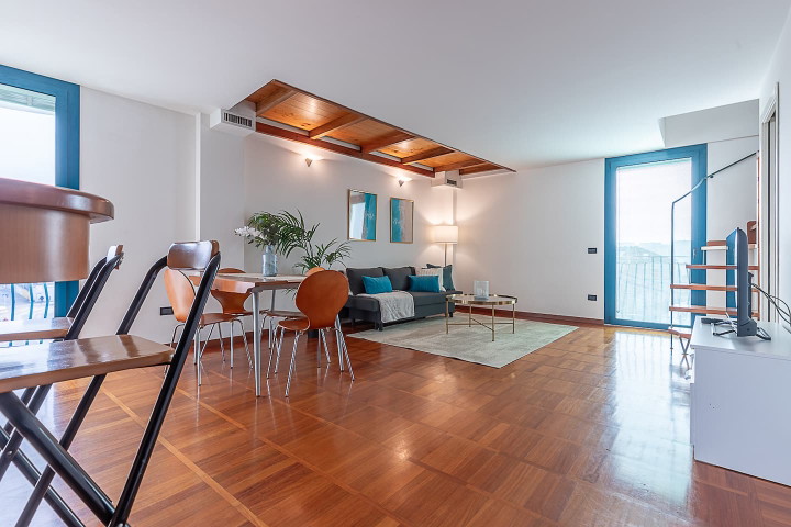 Between The Sea And The City Centre: An Elegant Oasis Of Light - Senigallia
