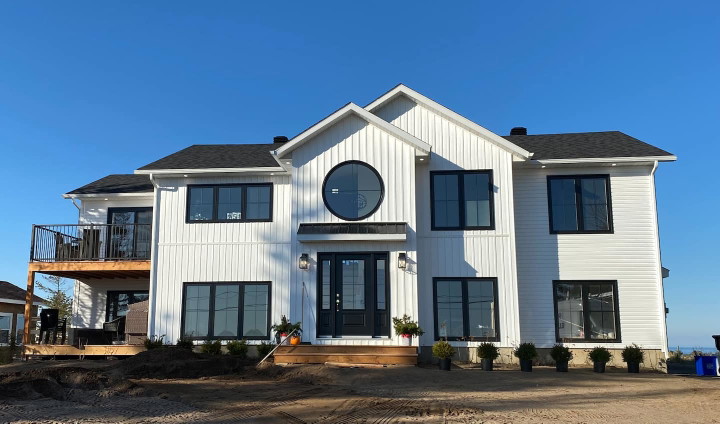 Beachfront One Bedroom Suite With Private Entry - Bathurst, NB