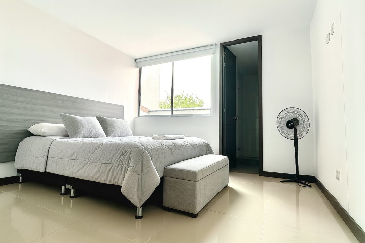 Apartamento Completo 2 Habitaciones, Laureles - Medellin, Antioquia, Colombia
