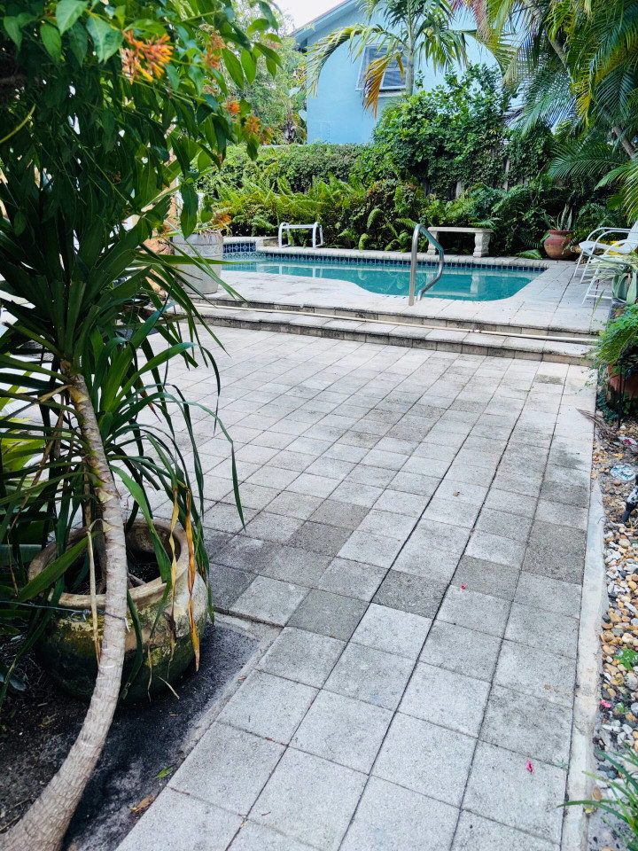 A Beautiful 2 Bedroom 2 Baths 
Fully Furnished - Delray Beach, FL