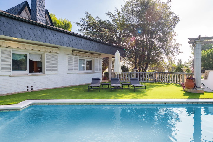 Can Farré A 25 Min.  Barcelona Con Piscina Y Bbq! - Catalonia