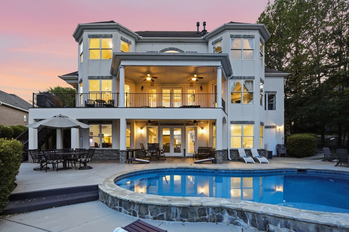 Firefly Cove By Socharm | Luxury W/pool & Hot Tub - Lake Norman, NC