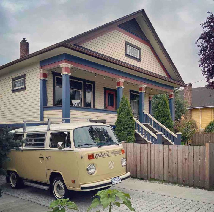 Heritage Home Studio,
Located In The Old City. - Nanaimo