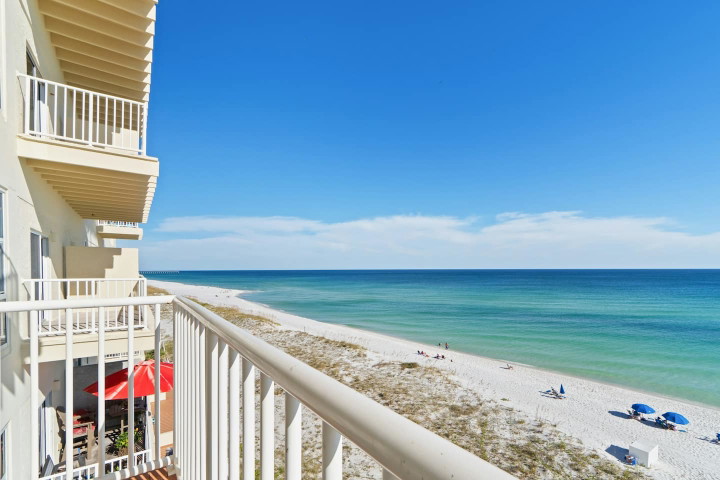 Beachfront Condo With Balcony, Pool, Hot Tub, Ac, - Pensacola Beach, FL