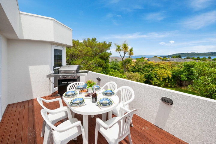 The White House - Taupo Holiday Home - Taupō