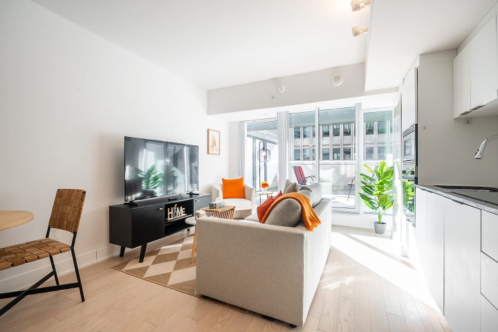 Private Balcony & Bbq, Walk To Cn Tower - Toronto