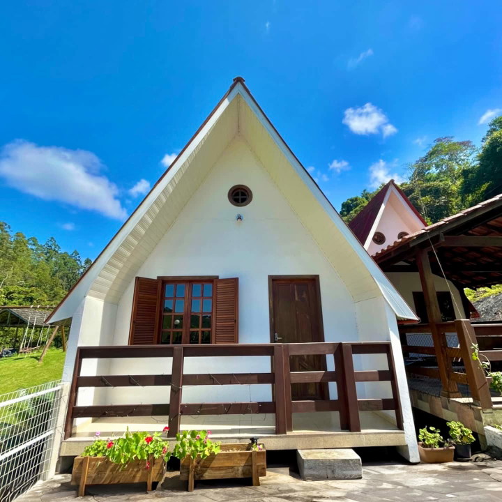 Chalet Zürich - A Double Chalet Built On Rock - Espírito Santo