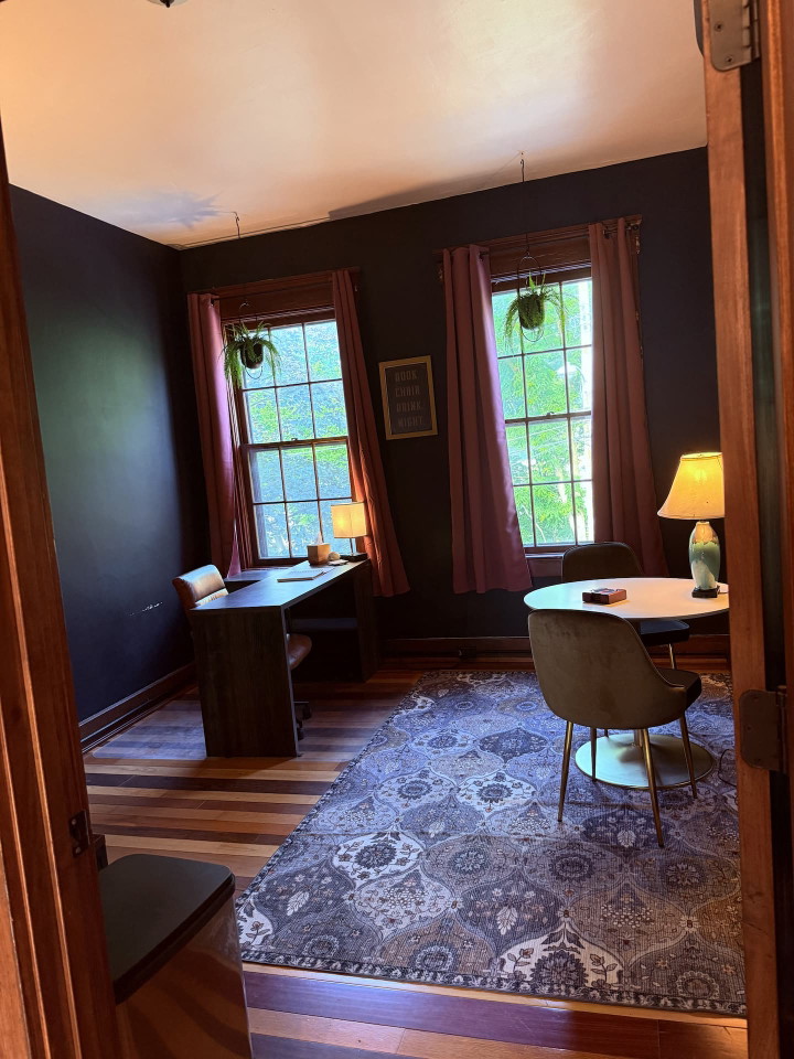 Covington Gem | 2br Above Mainstrasse Village - Covington, KY