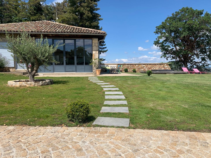 Gîte De Charme Avec Jardin Et Vue Panoramique - Bagnols