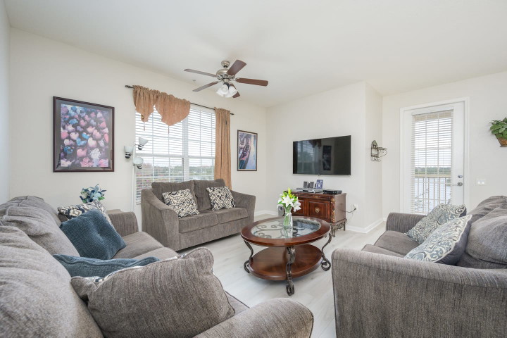 Epic Universe Vista Cay Lakeview Condo - 1019 - Ocoee, FL