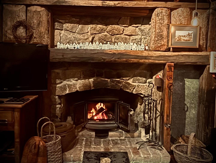 Romantic & Cosy In The Village 'Loughmore Cottage' - Kangaroo Valley