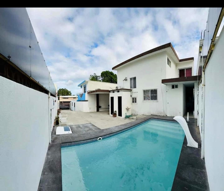 House With A Pool In The Altama Area - Tampico