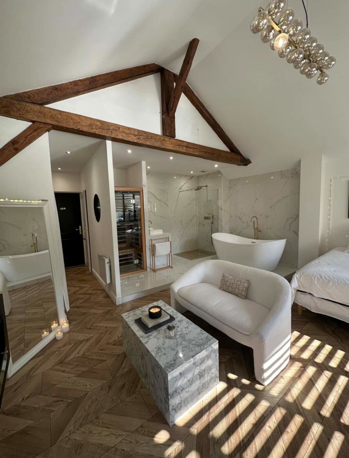Maisonnette Centre-ville Jacuzzi/sauna/terrasse - Dijon