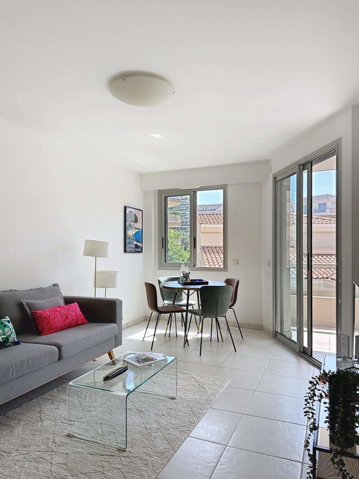 ÉLégant 2 Pièces, Terrasse, 5 Min De La Plage! - Juan les Pins