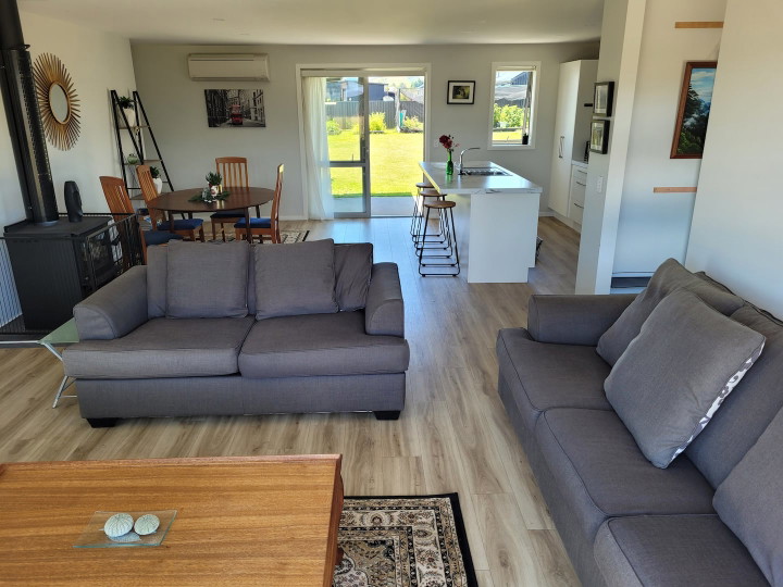 Fiordland Lakes Cottage Hosted B&b. - Te Anau