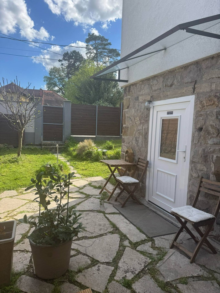 Lovely, Small, Air-conditioned Lower Level With Sauna - Szentendre