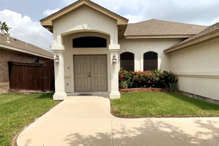 Great Family House Near Arena, Airport & Tamiu - Laredo, TX