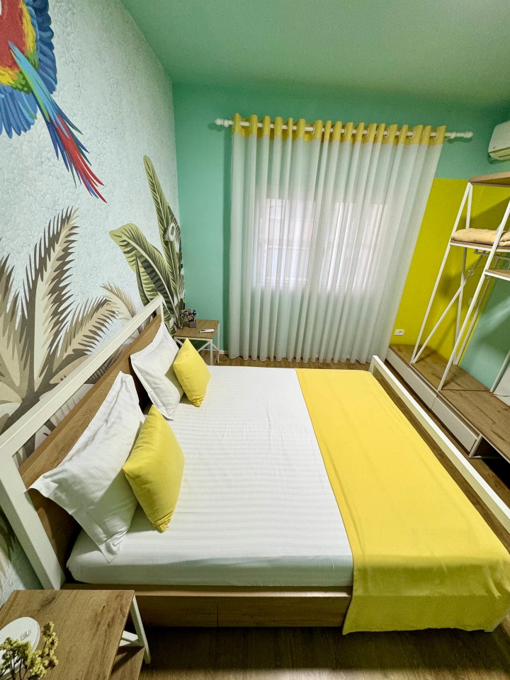 Casa Roi, Appartement Jaune Au Cœur De Blloku - Tirana