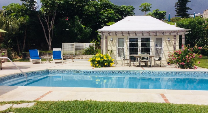 Pool House In A Garden Setting  (+ Ev Chargers) - Bermuda