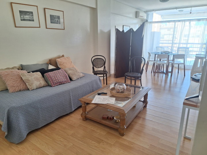Palermo, 3-room Apartment, 2 Bathrooms, Community Pool - Argentina