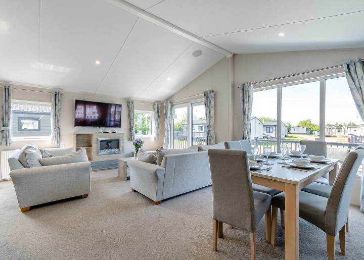Platinum Lodge 6 - Skegness