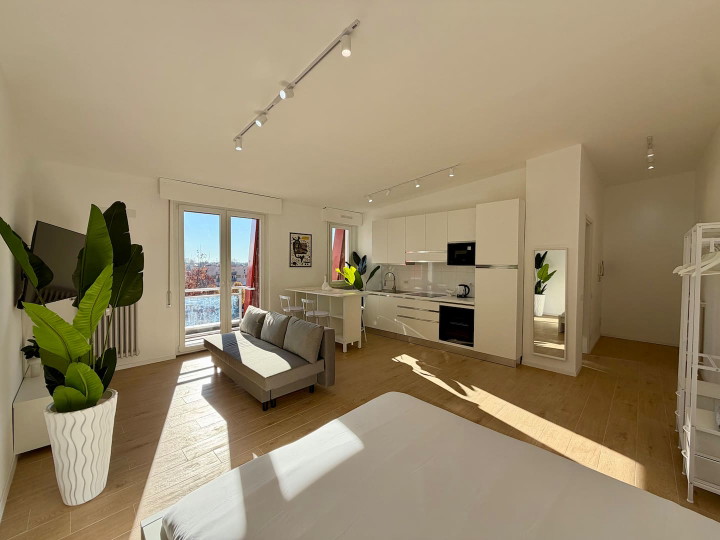Apartment Suite 3 - Self Check-in - Saronno