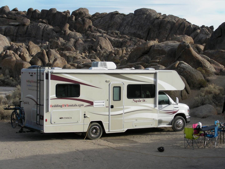 Motorhome Sleeping Up To 6 Adults - Redding, CA
