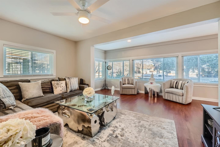 Discover Tranquil Elegance, Your Charming Retreat - Castle Rock, CO