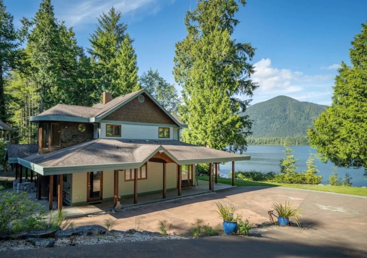 Bears Beach House - Tofino