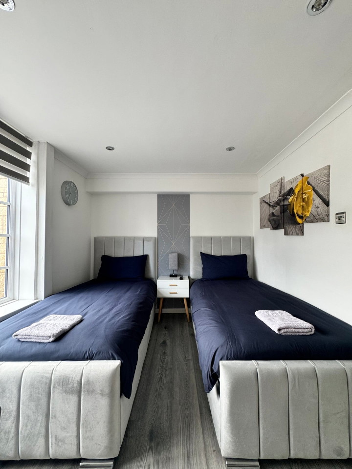 Twin Bed Apartment + New Refurbishment + Parking - Oxford