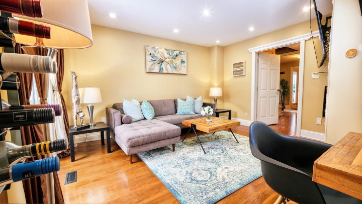 Cozy & Spacious 3br Home  Backyard  Parking - 旺市