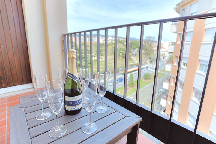 Grand Appartement Vue Terre & Mer 4 Chambres - Mataró