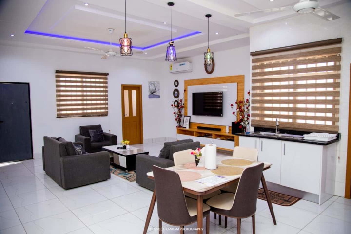 Toozoo Suite Inside Anitas Court - Kumasi