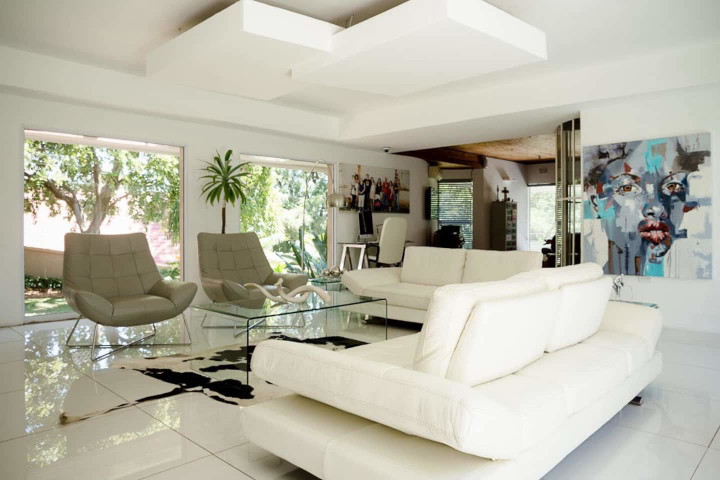 20 On 4th Jordan Upmarket Modern Guesthouse - Rustenburg