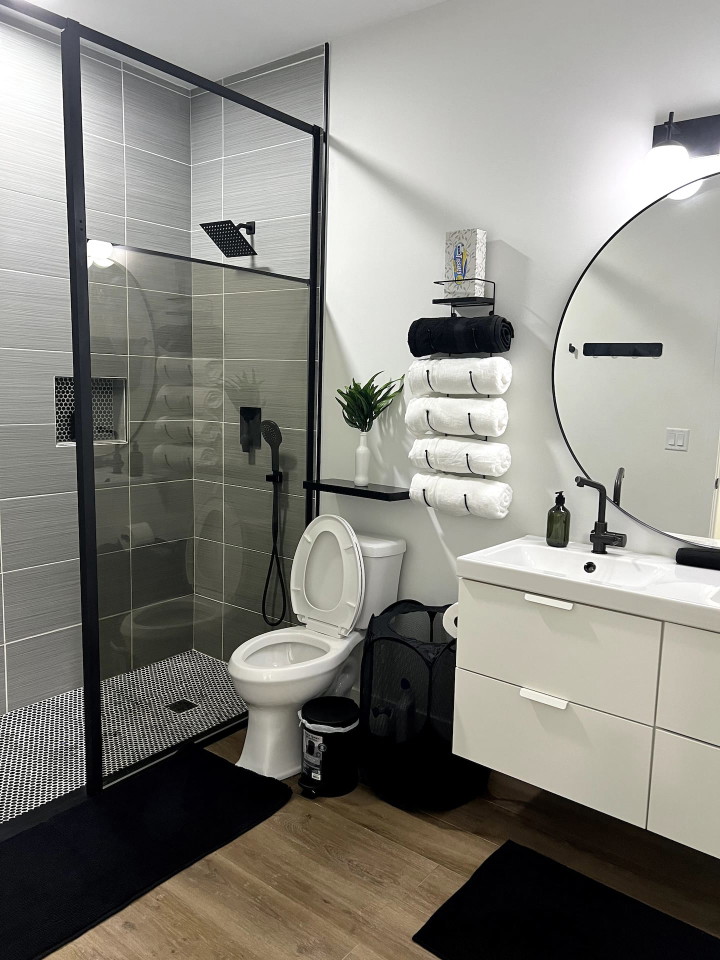 Luxury Zen Zone (No Cleaning Fee, King Size Bed). - Omaha, NE