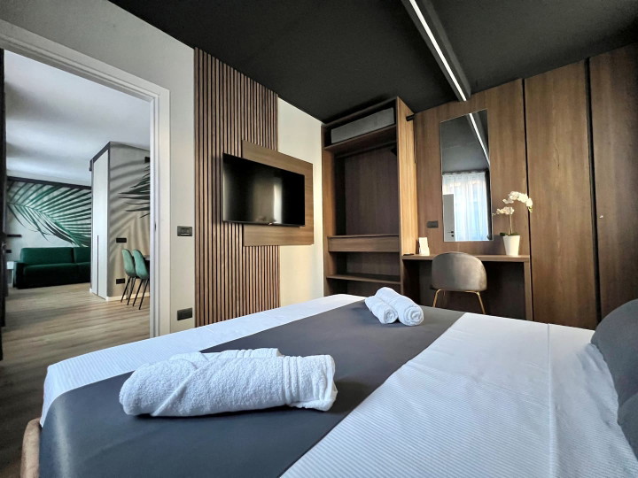 Prestige Duomo Apartment - Lake Como - Como