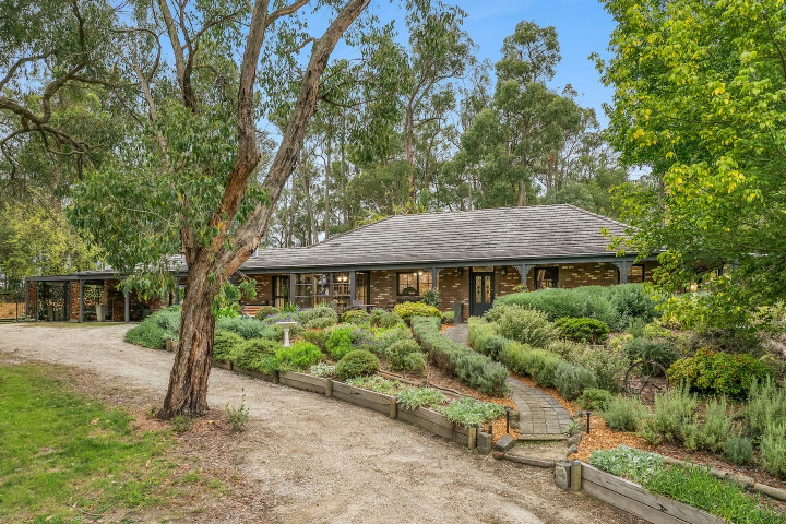 Kookaburra Country Homestead - Games & Pool Table - Garfield
