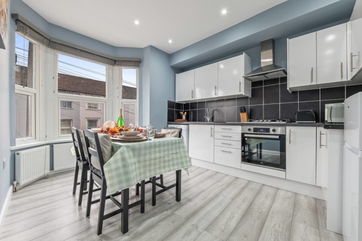 Bedford Retreat | 2 Beds | Sleeps 3 | Central - Bedford