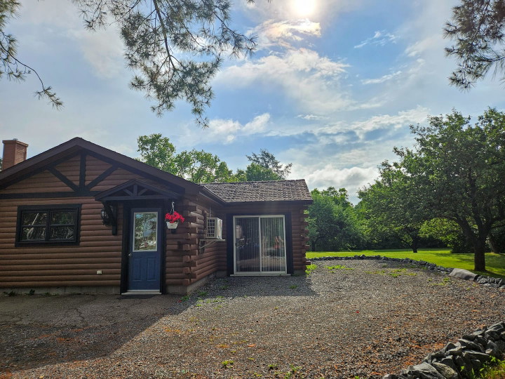 Peaceful Forest Cabin Near Spa - Bathurst, NB
