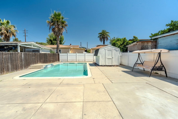 4b2b Pool Guesthouse - La Verne, CA