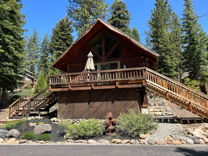 Classic, Cozy, Charming Carnelian Bay Retreat - Tahoe City, CA