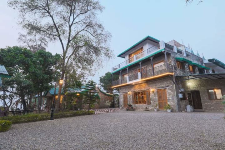 Seclude - 9 Bedroom Heritage Villa In Nahan, H.p - Nahan