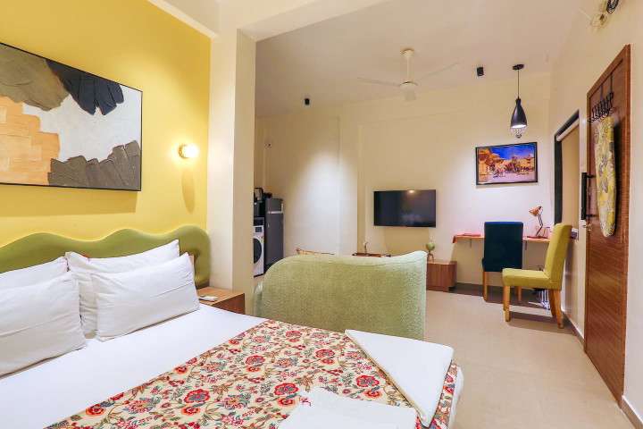 Casa Saffron : Stylish Studio Kp Cafés & Osho Walk - Pune (India)