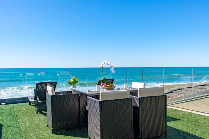 Gorgeous Beachfront Mansion On The Sand P1733-0 - Oceanside, Californie