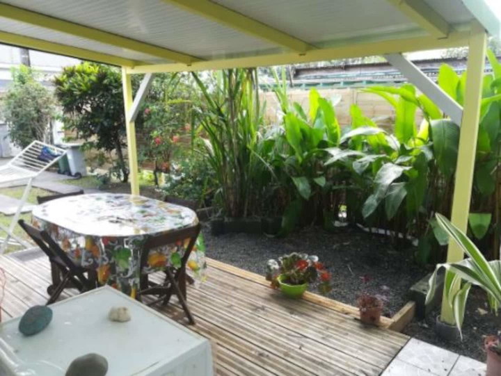 Gîte Mitoyen éConomique Climatisé Wifi Tv Câblée - Guadeloupe