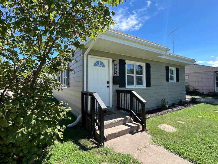 The Jackson House - Kansas (State)