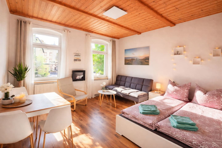 Rotmilan, Bis Zu 4p, Garten Mit Pool & Grill - Rathmannsdorf