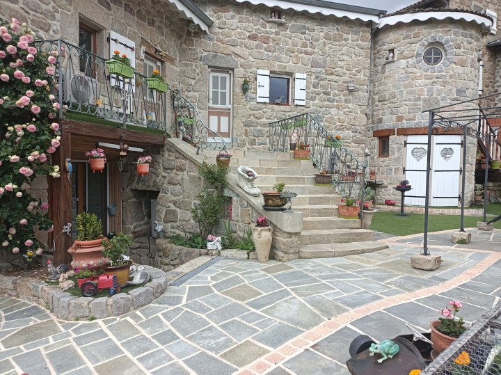 Gite Dans La Tour - Saint-Agrève